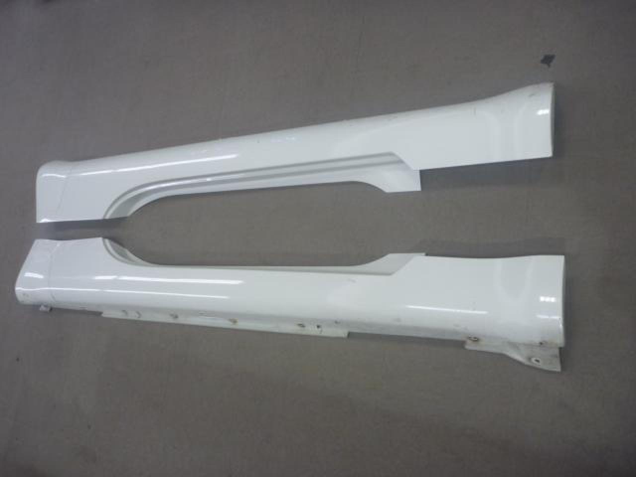 日産純正 純正サイドステップ 左右セット パールホワイト 【フェアレディ/Z33 前期】 | カー用品 ボディパーツ サイドエアロを通販で購入 ...