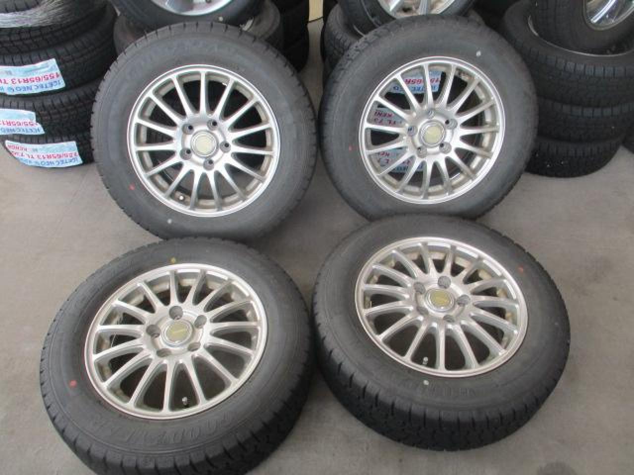 BRIDGESTONE(ブリヂストン) ECO FORME SE-12 + GOODYEAR(グッドイヤー) ICE NAVI7 195 ...