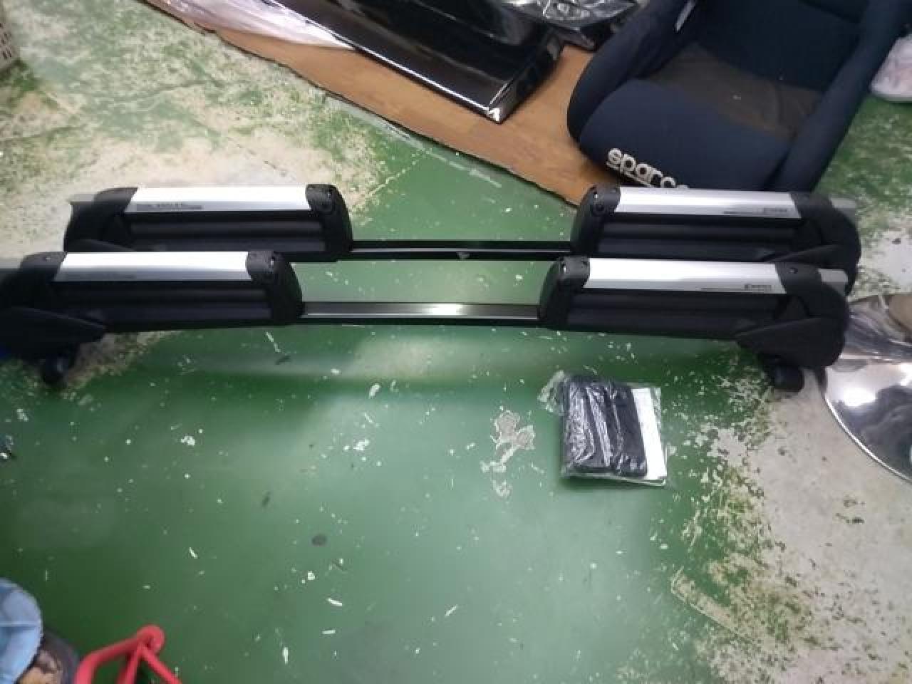 【INNO】DUALANGLE スキースノボキャリア UK723+フック K331 | カー用品 キャリアを通販で購入する | 中古カー＆バイク用品の販売ならアップガレージ