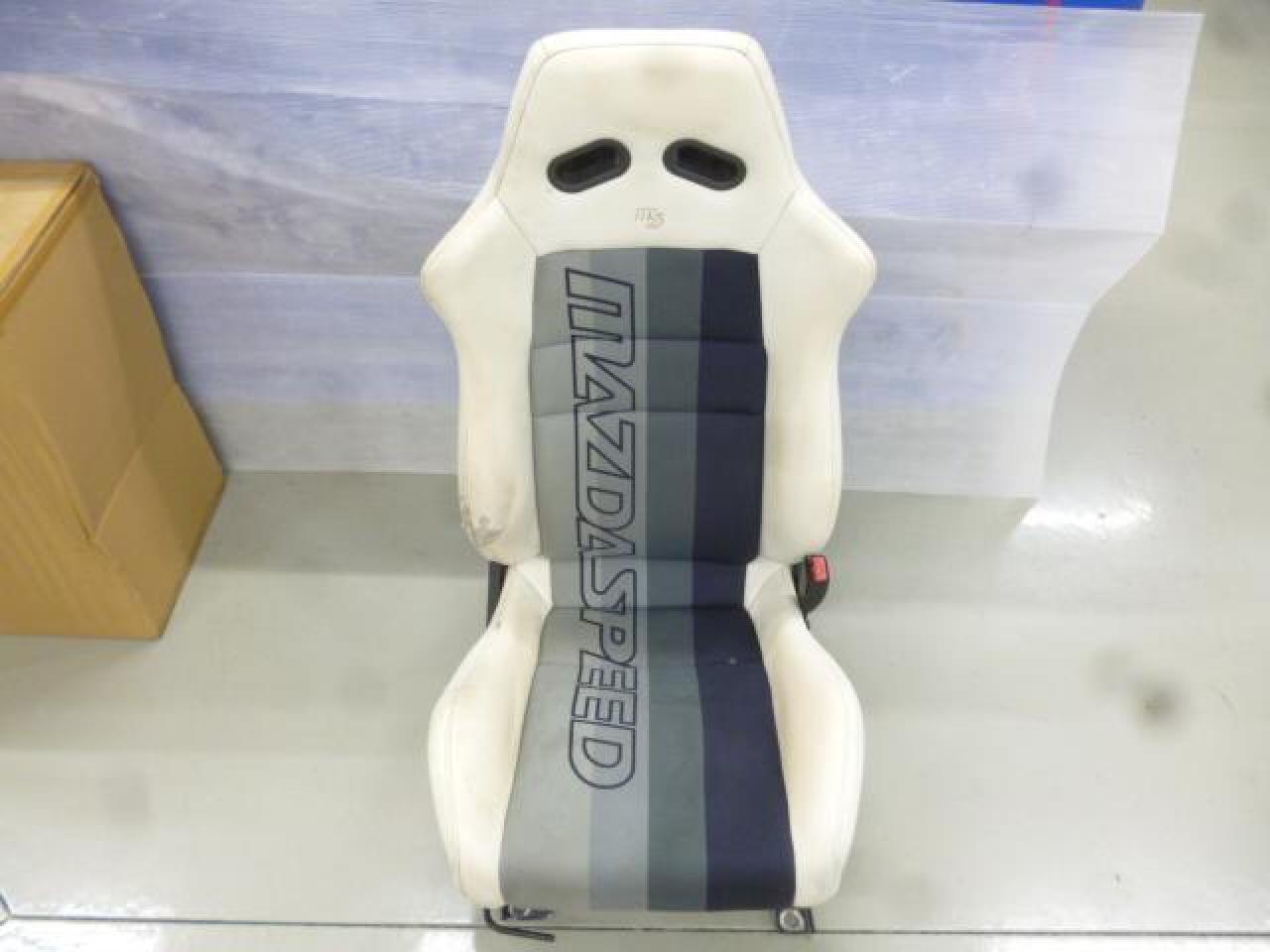 MAZDA SPEED リクライニングシート 運転席(RH)側 | カー用品 シート リクライニングシート(その他)を通販で購入する | 中古 ...