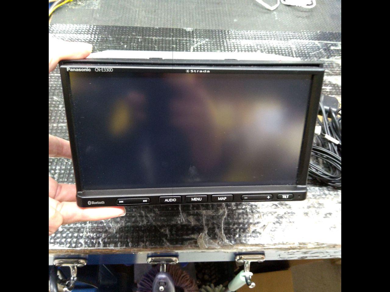 Panasonic CN-E330D | カー用品 カーナビ(地デジ） AV一体メモリーナビ（地デジ）を通販で購入する | 中古カー＆バイク用品の販売ならアップガレージ