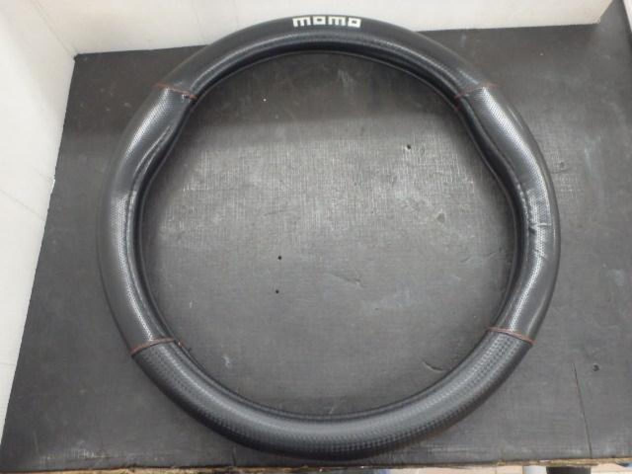 MOMO ハンドルカバー 37x8.2 | カー用品 インテリア ステアリング関連を通販で購入する | 中古カー＆バイク用品の販売ならアップガレージ