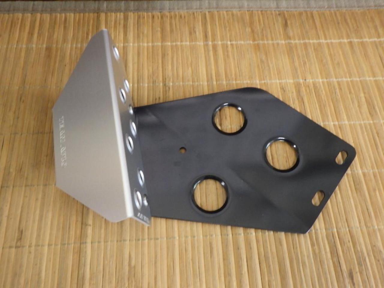 APIO フットレスト ジムニー/シエラ JB64/74 MT車専用 | カー用品 インテリア その他インテリアを通販で購入する | 中古カー＆バイク用品の販売ならアップガレージ