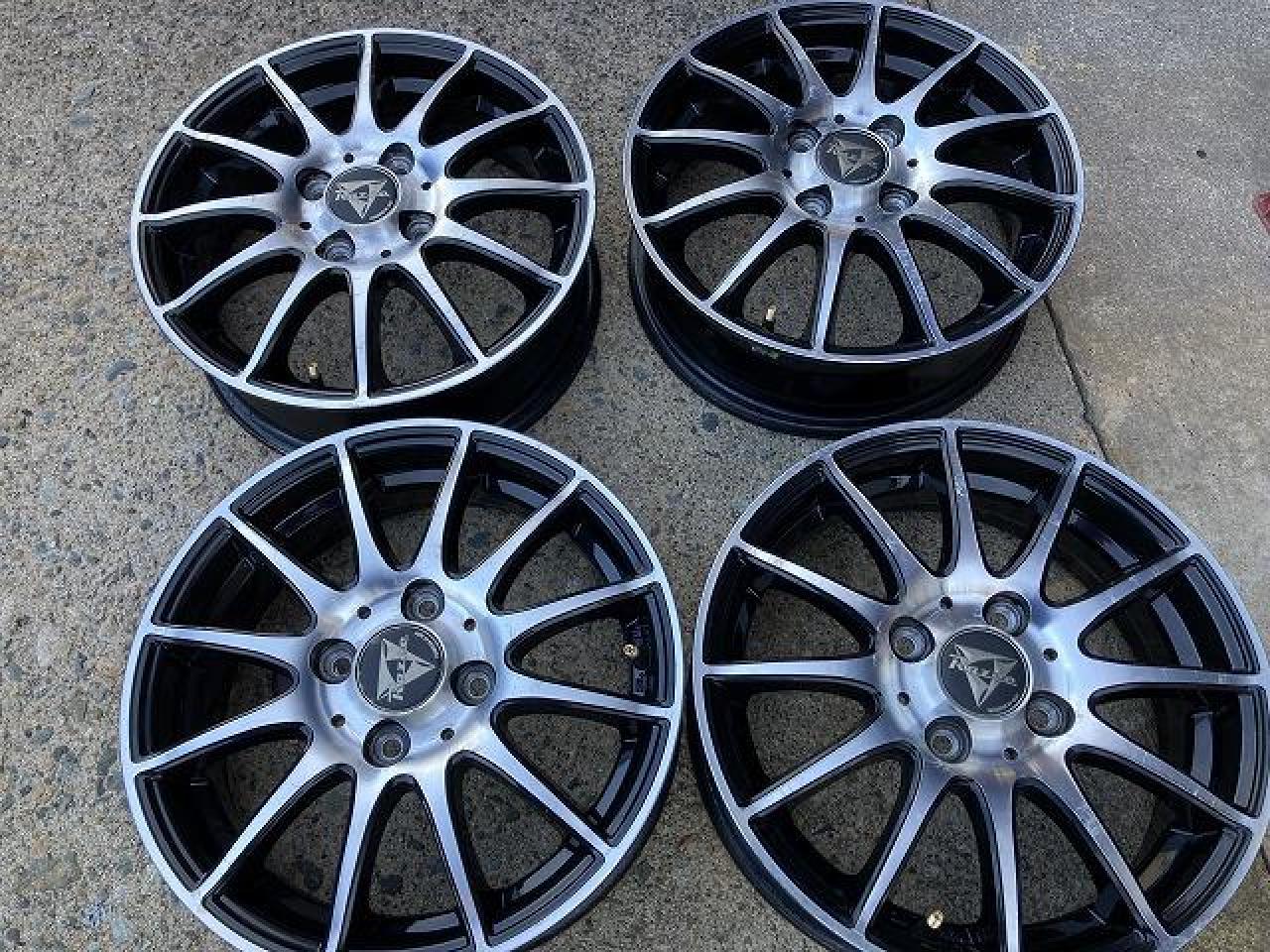 【INTER MILANO(インターミラノ)】RAZEE(レイジー) XS (4HOLE) | カー用品 アルミホイール 14インチホイールを ...