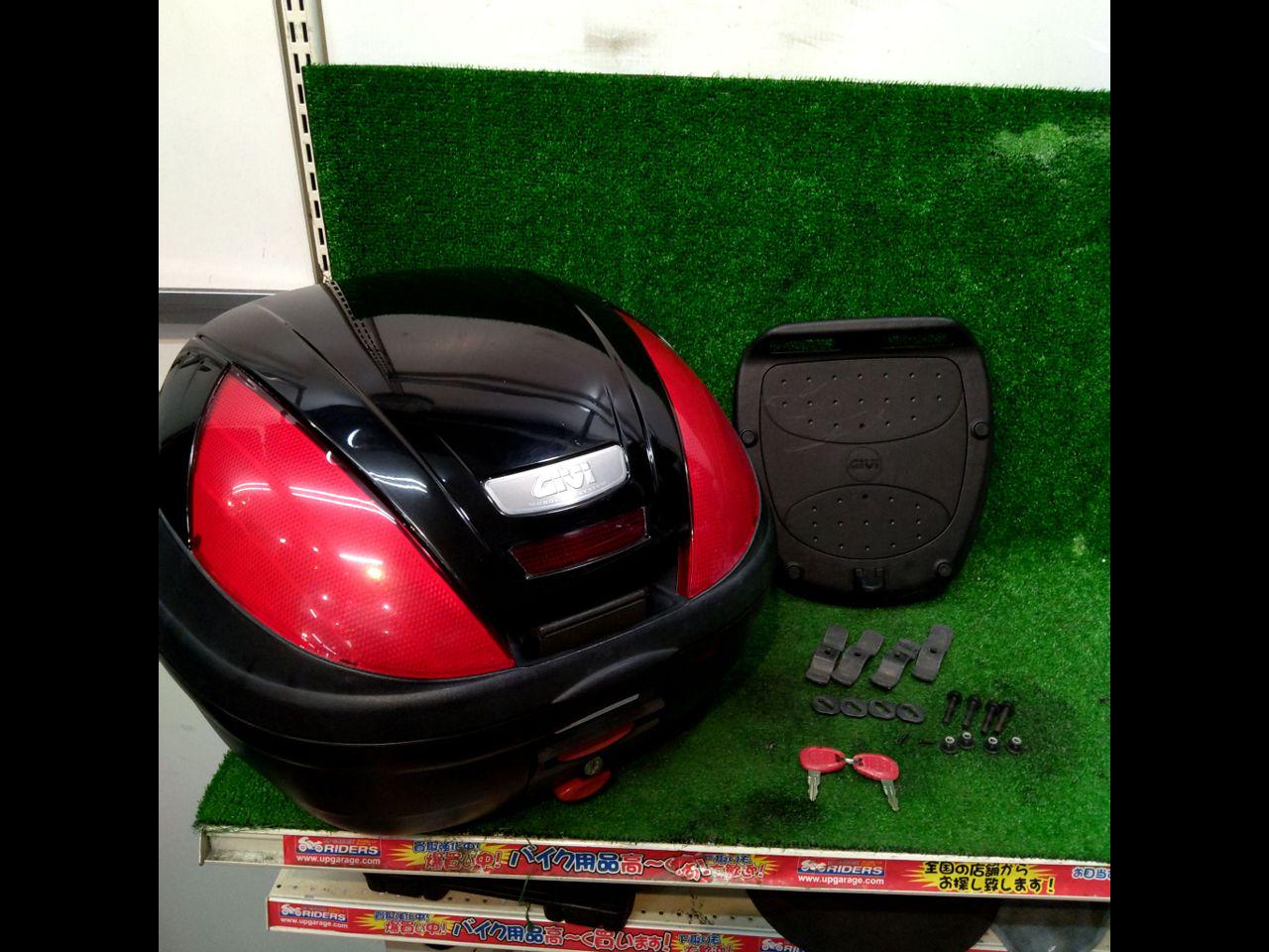 【GIVI】 E370 モノロックケース 容量37L | バイク用品 ツーリング用品 BOX(二輪)を通販で購入する | 中古カー＆バイク用品の販売ならアップガレージ