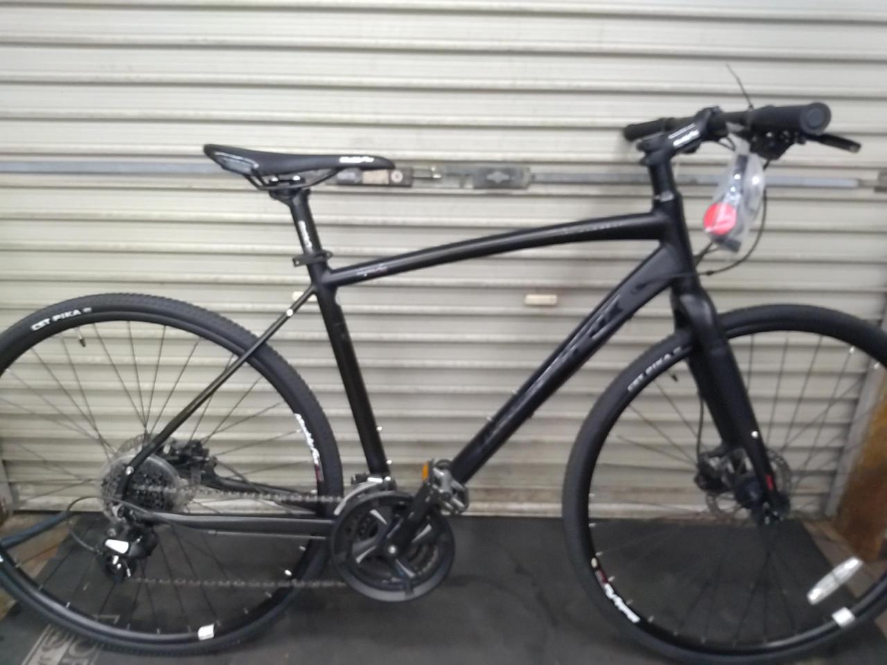 ARAYA 2024 MFX MuddyFox XROSS 700C3x8S油圧ディスクブレーキクロスバイク ブラック サイズ50 推奨165-180cm | 自転車 スポーツ クロスバイクを ...