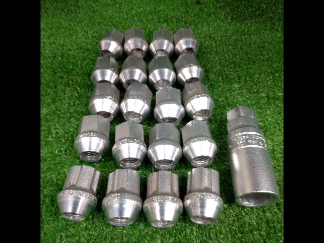 WEPRO ジュラルミン冷間鍛造ナット&ロックセット M12×P1.5 | カー用品 タイヤホイール関連 取付ナットを通販で購入する | 中古カー＆バイク用品の販売ならアップガレージ