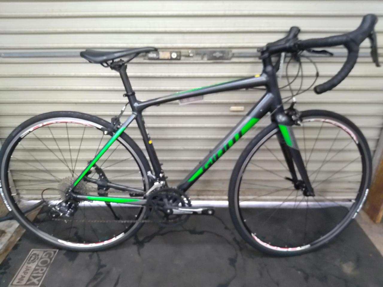 【わけあり現状販売】GIANT CONTEND2 アルミフレームロードバイク グレー系 2019年モデル 定価92.400円 メーカーサイズM ※状態良くない為現状販売 | 自転車 スポーツ ...