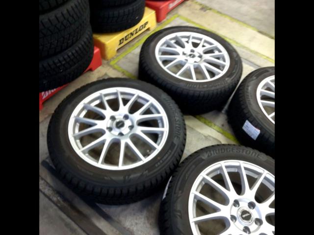 BRIDGESTONE TOPRUN M7 メッシュホイール+BRIDGESTONE BLIZZAK DM-V3 | カー用品 スタッドレスタイヤホイールセット 18インチスタッドレスタイヤ ...