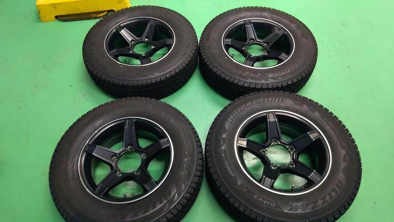 【Lehrmeister】 PREMIX ESTELA + 【BRIDGESTONE】 BLIZZAK DM-V2 195/80R15 96Q 2022年製 4本 | カー用品 スタッドレス ...