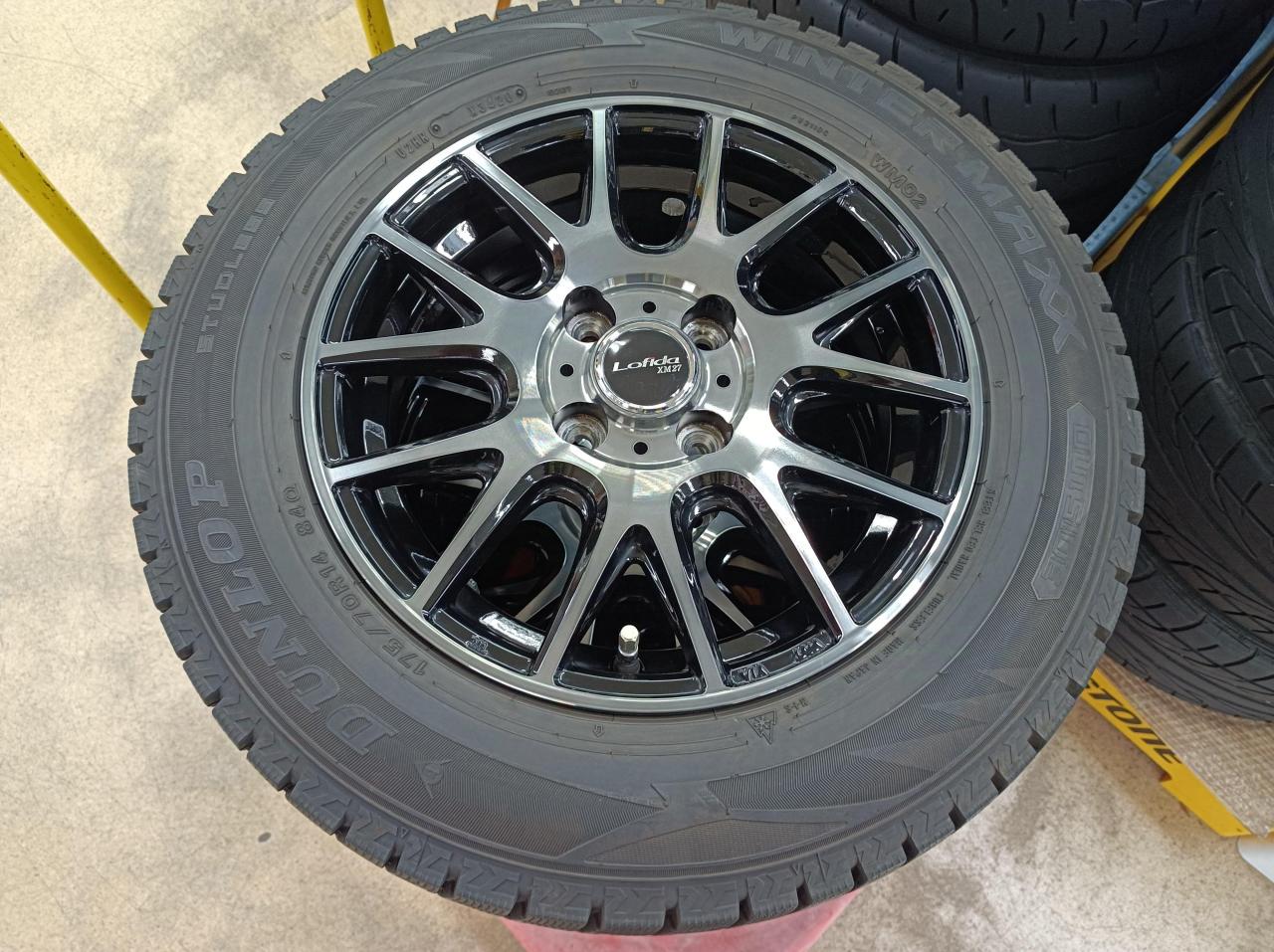 DUNLOP Lofida XM27 + DUNLOP WINTERMAXX WM02 84Q | カー用品 スタッドレスタイヤホイールセット ...