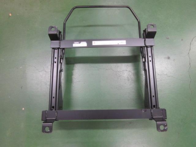 BRIDE フルバケット用シートレール FO-TYPE (運転席/RH) 【MAZDA3 BP8P/FP】 | カー用品 シート シートレール(ブリッド)を通販で購入する | 中古カー＆バイク ...