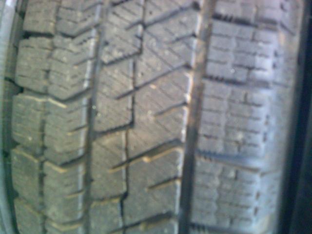 BRIDGESTONE BLIZZAK VRX2 155/65R14 | カー用品 スタッドレスタイヤ 14インチスタッドレスタイヤを通販で購入する | 中古カー＆バイク用品の販売ならアップガレージ