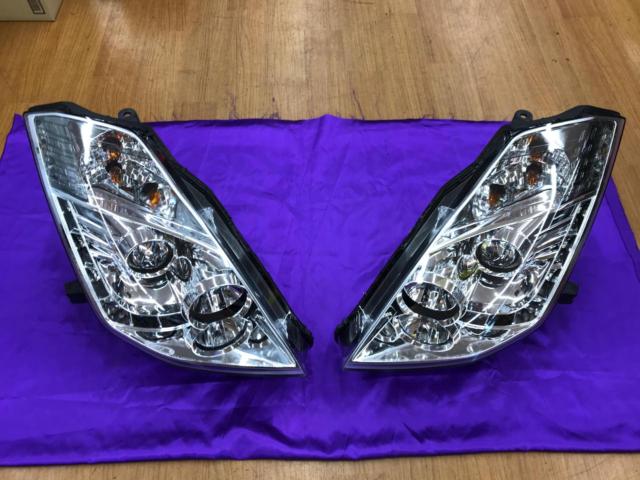 SONAR HIDヘッドライト左右 フェアレディZ/Z33 | カー用品 ボディパーツ ヘッドライトを通販で購入する | 中古カー＆バイク用品の販売ならアップガレージ