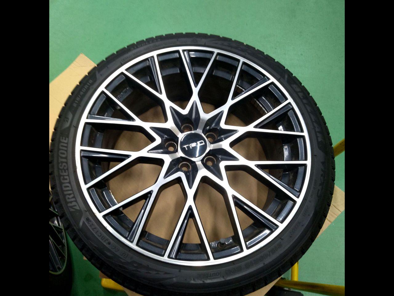 TRD TF9 + BRIDGESTONE BLIZZAK VRX3 215/40R18 XL | カー用品 スタッドレスタイヤホイールセット ...
