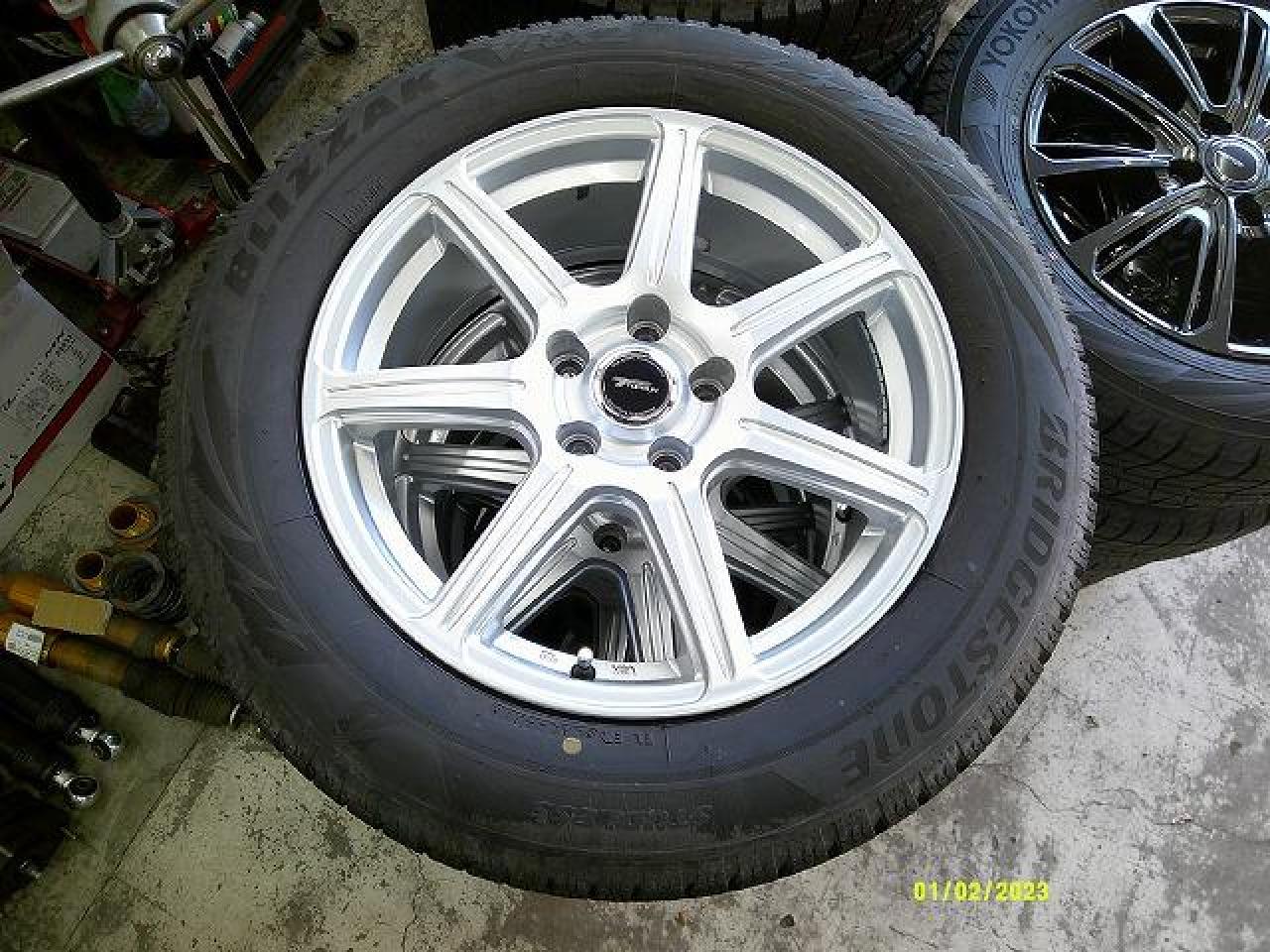 BRIDGESTONE TOP RUN R7A+BRIDGESTONE BLIZZAK VRX2 | カー用品 スタッドレスタイヤホイール ...