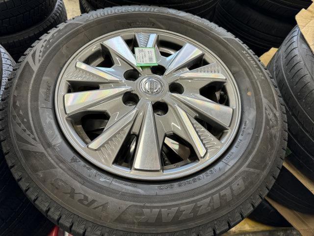 日産 C27セレナ e-POWER 前期純正ホイール + BRIDGESTONE BLIZZAK VRX3 | カー用品 スタッドレスタイヤホイールセット 15インチスタッドレスタイヤホイール ...