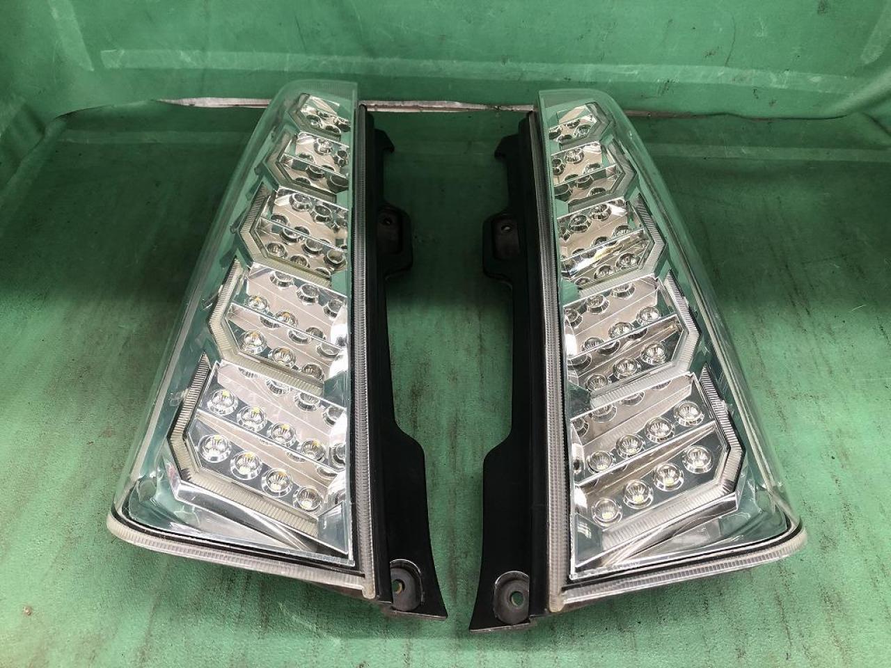 TYC [11-C307]ワゴンR/MH34S テールレンズ 左右セット | カー用品 ボディパーツ テールレンズを通販で購入する | 中古カー＆バイク用品の販売ならアップガレージ