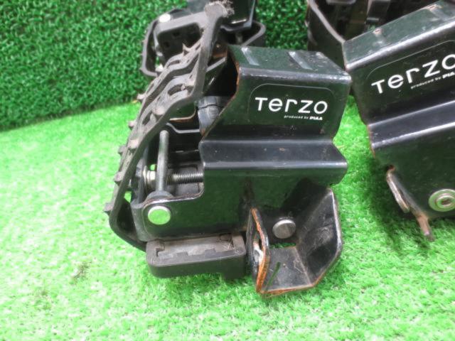 TERZO EF11BLM + ベースバー | カー用品 キャリアを通販で購入する | 中古カー＆バイク用品の販売ならアップガレージ