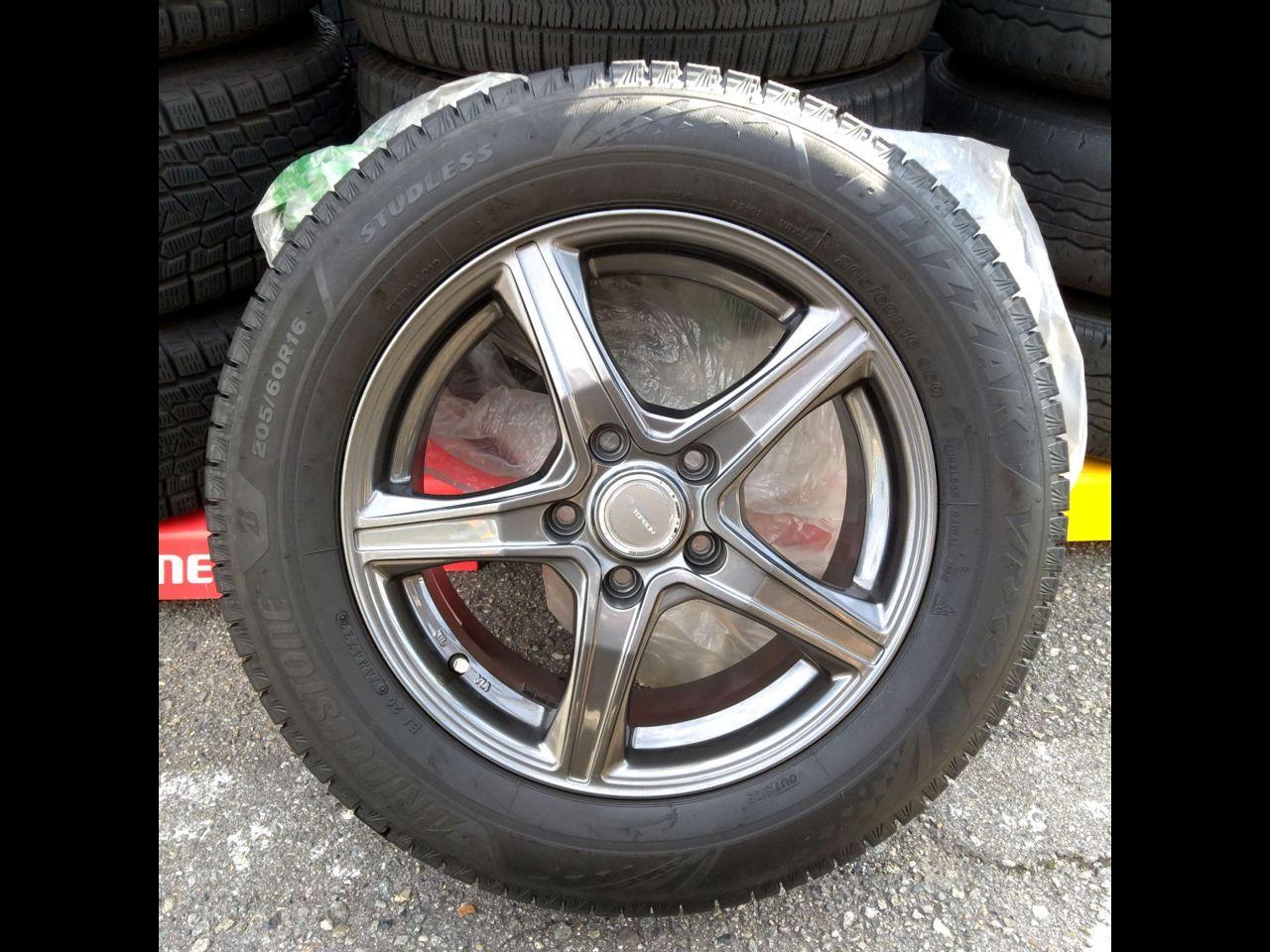 BRIDGESTONE(ブリヂストン) TOPRUN 5本スポークホイール + 【BRIDGESTONE】BLIZZAK VRX3 | カー用品 スタッドレスタイヤホイールセット 16インチ ...