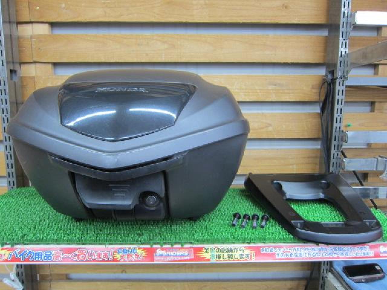 【HONDA】純正オプション トップボックス PCX(KF18)外し | 中古品 | アップガレージ ライダース埼玉上尾店 | バイク用品 ...