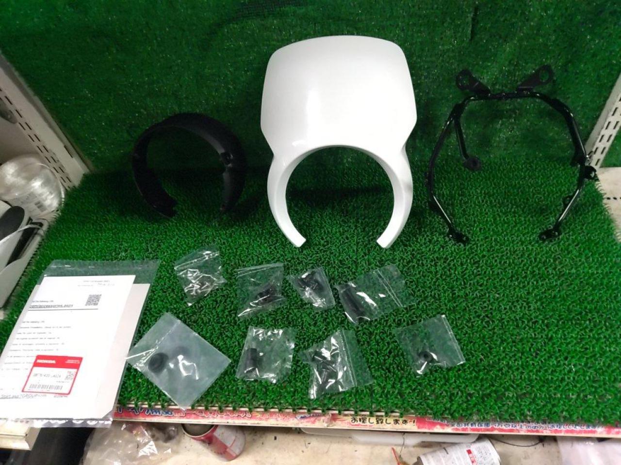 【HONDA】純正OP ヘッドライトバイザー ホワイト CL250(NC57)/500(PC68) 未使用品 | バイク用品 外装 アッパーカウル(二輪)を通販で購入する | 中古カー＆バイク ...