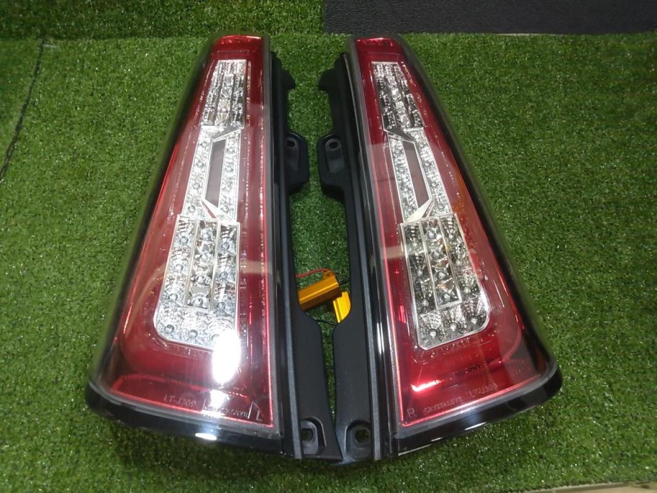 【CRYSTALEYE】MH34S/44 ワゴンR LEDファイバーテールレンズ左右セット | カー用品 ボディパーツ テールレンズを通販で購入する | 中古カー＆バイク用品の販売ならアップガレージ