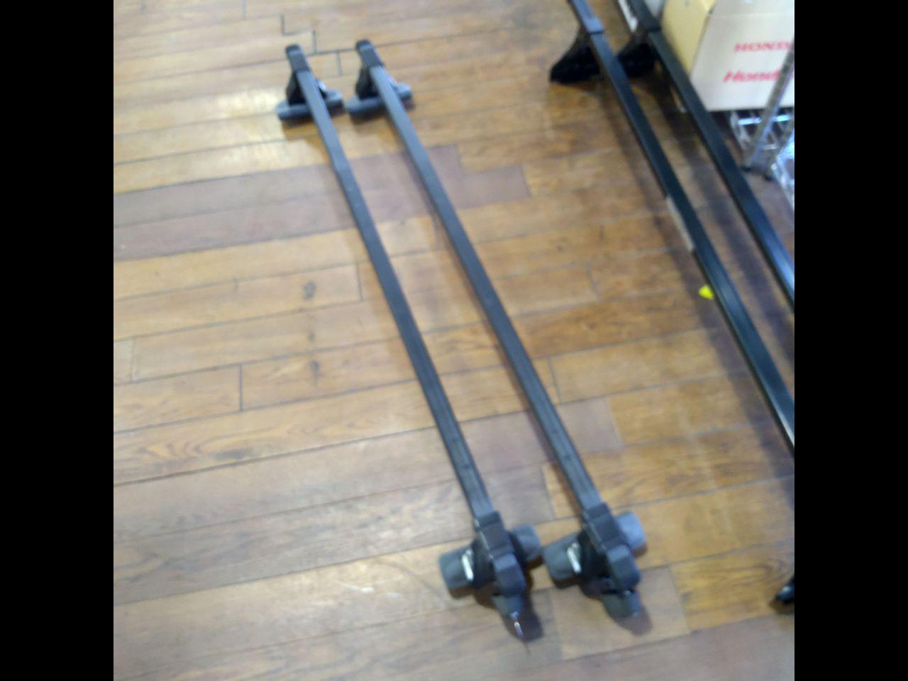 INNO INSUT + K331 + スクエアバー127cm【50系エスティマ】 | カー用品 キャリアを通販で購入する | 中古カー＆バイク用品の販売ならアップガレージ