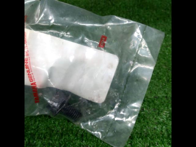 YAMAHA 95827-08014 ボルトフランジ | バイク用品 その他(バイクパーツ) その他バイクパーツ(二輪)を通販で購入する ...