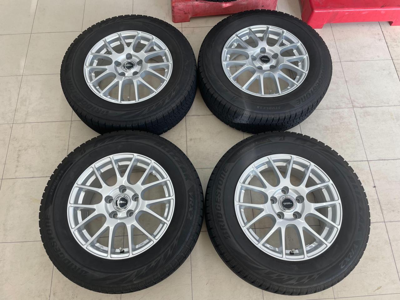 BRIDGESTONE TOPRUN M7+ BRIDGESTONE BLIZZAK VRX2 | カー用品 スタッドレスタイヤホイールセット 16インチスタッドレスタイヤホイールセットを通販 ...