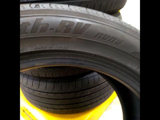 YOKOHAMA BluEarth-RV03 | カー用品 タイヤ 18インチタイヤを通販で購入する | 中古カー＆バイク用品の販売ならアップガレージ