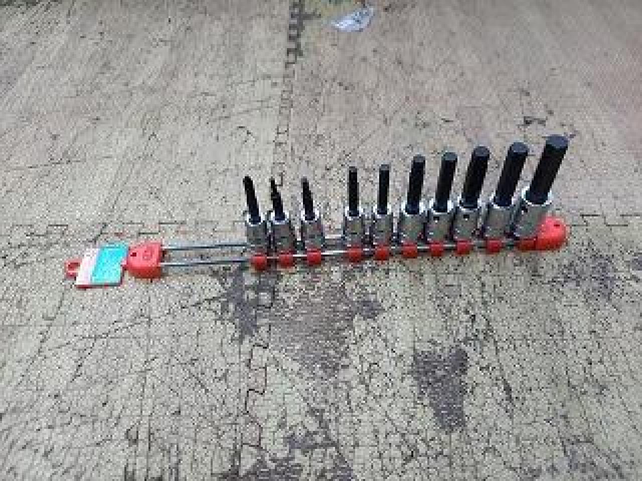 【WG】 値下げしました KTC 9.5sp ソケットホルダー+ソケットセット | 中古品 | アップガレージ 美原北インター店 | 総合リユース 大工道具 その他を通販で購入する | 中古 ...