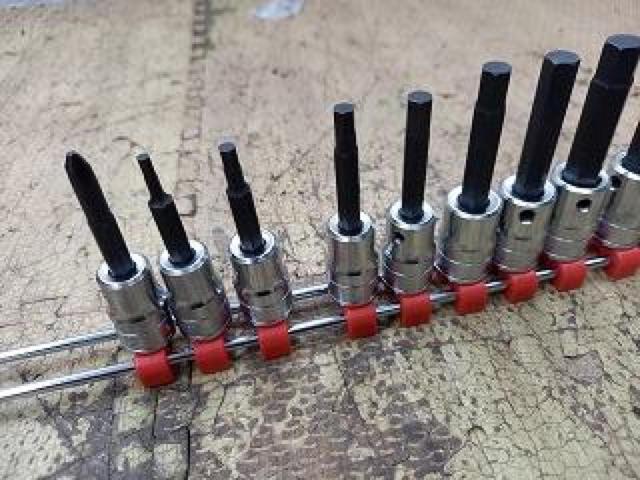 【WG】 値下げしました KTC 9.5sp ソケットホルダー+ソケットセット | 中古品 | アップガレージ 美原北インター店 | 総合リユース 大工道具 その他を通販で購入する | 中古 ...