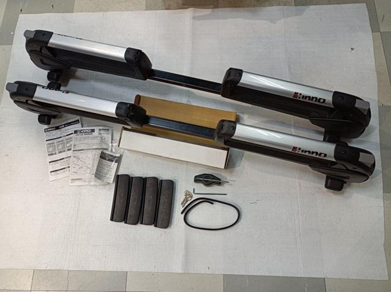 INNO スノーキャリアベースセット UK729 + K379 | カー用品 キャリア その他キャリアを通販で購入する | 中古カー＆バイク用品の販売ならアップガレージ