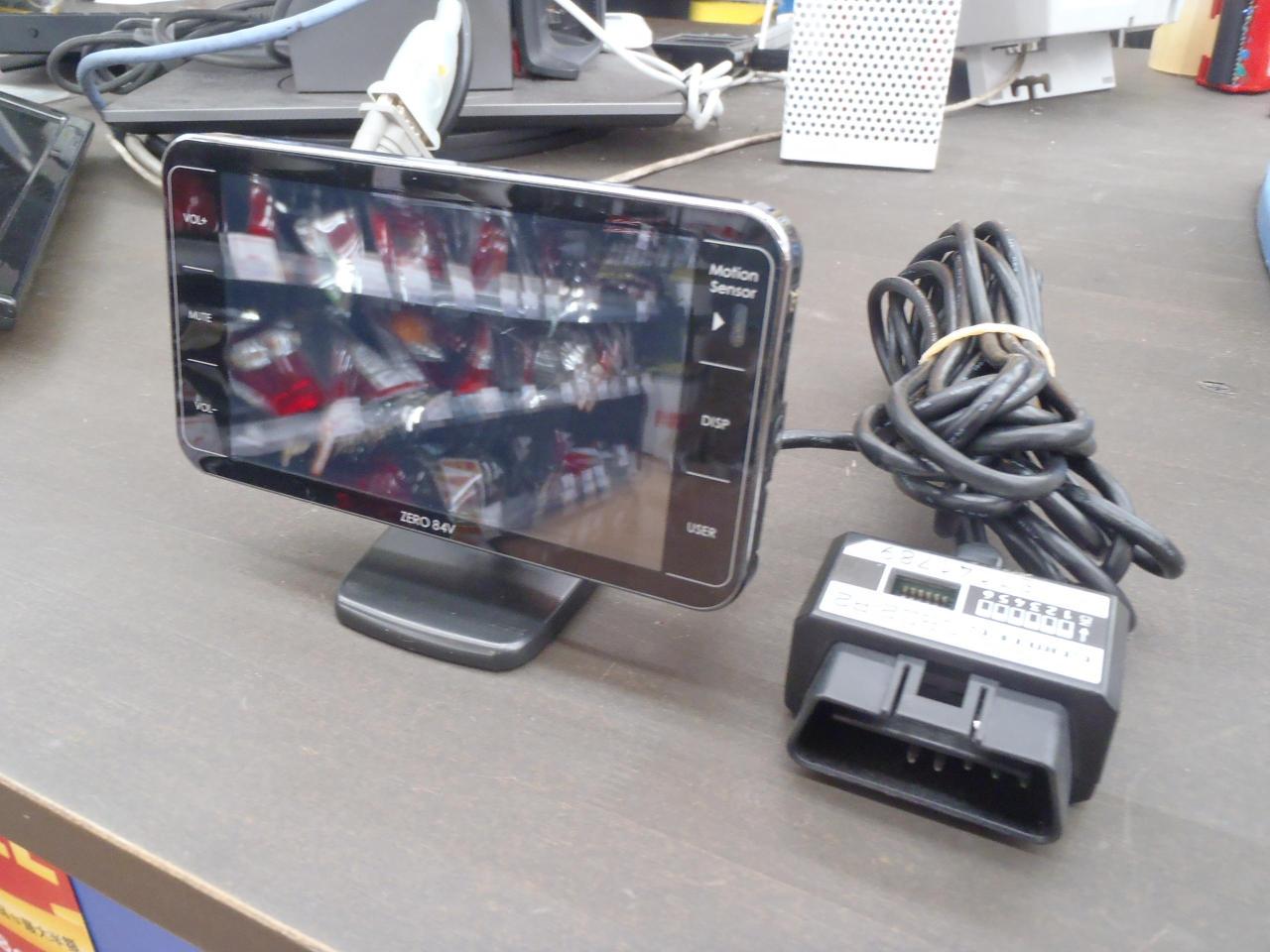 COMTEC レーダー探知機 ZERO84V + OBD2-R2 | カー用品 電装系 レーダー探知機を通販で購入する | 中古カー＆バイク用品の販売ならアップガレージ