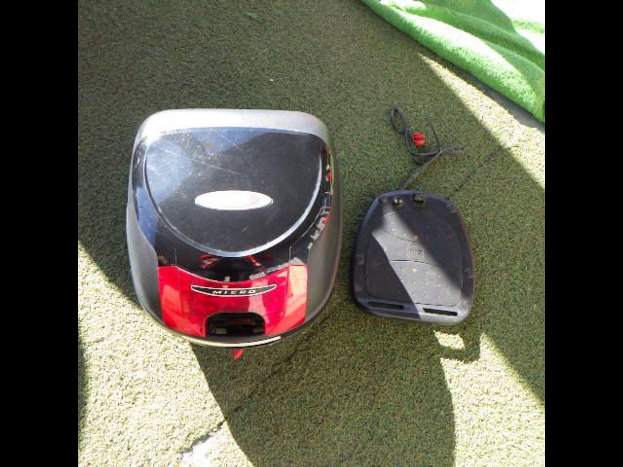 【ライダース】【GIVI】GIVI(ジビ) モノロックケースMICRO(E26N) 【26L】 | バイク用品 ツーリング用品 BOX(二輪)を通販で購入する | 中古カー＆バイク用品の販売 ...