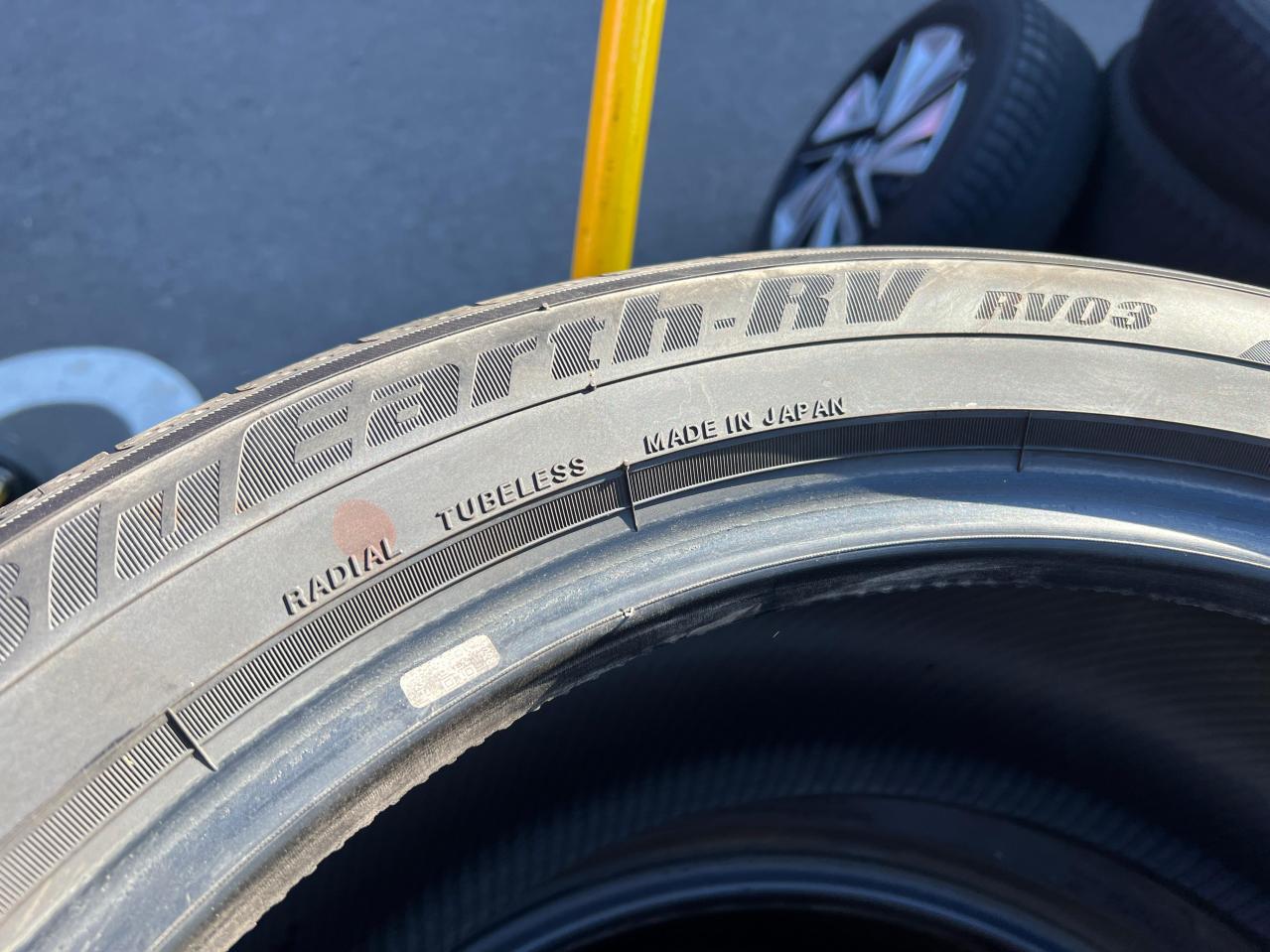 YOKOHAMA BluEarth-RV RV03 | カー用品 タイヤ 18インチタイヤを通販で購入する | 中古カー＆バイク用品の販売ならアップガレージ