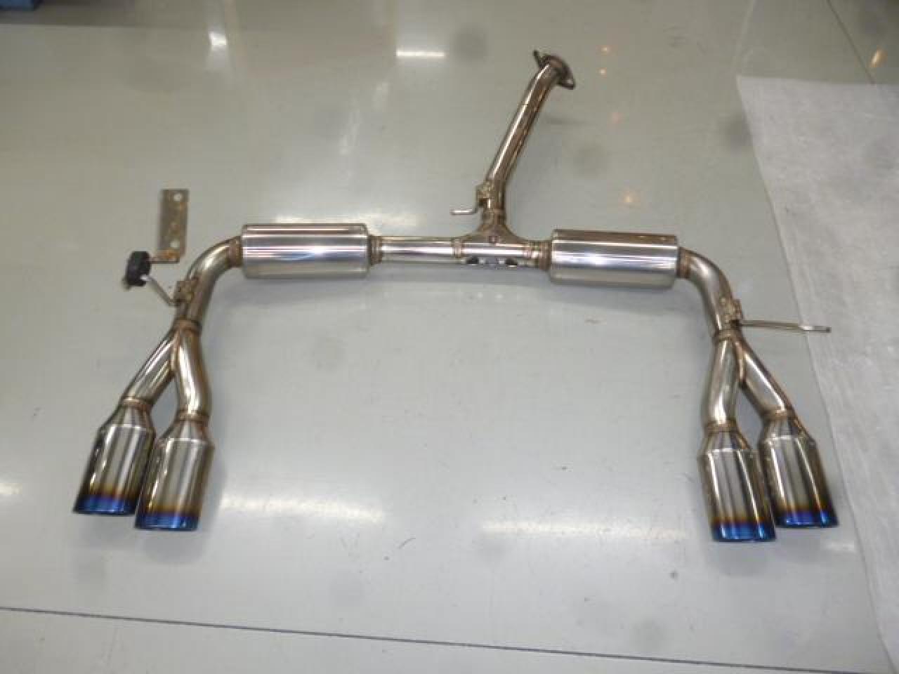 ★値下げしました★ GANADOR 60系 ハリアー Vertex 4WD / SUV (P.B.S搭載 テール部のみチタニウム製ブルーテール ...