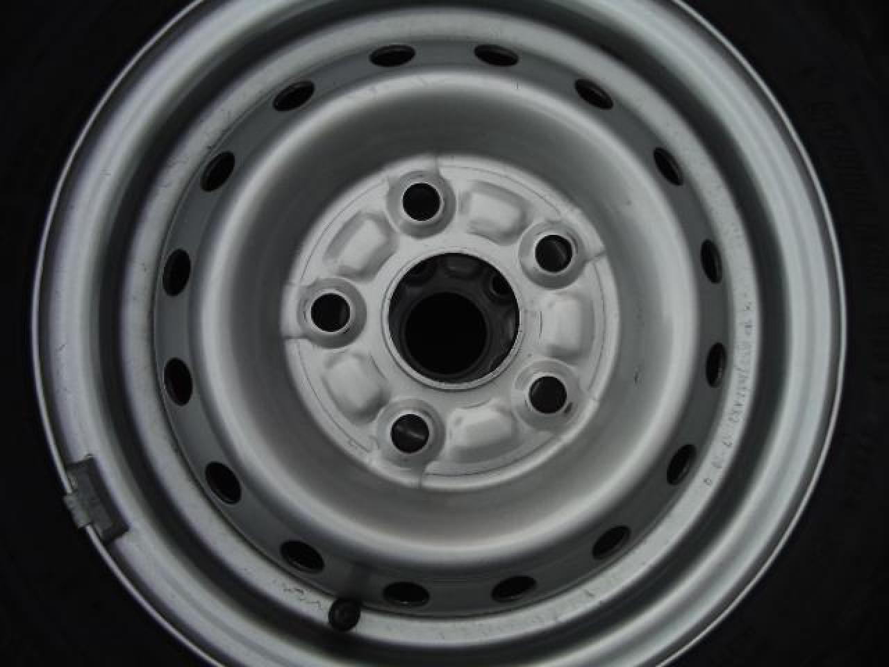トヨタ タウンエース 純正スチールホイール + GOODYEAR ICE NAVI CARGO | 中古品 | アップガレージ 一宮インター店 ...