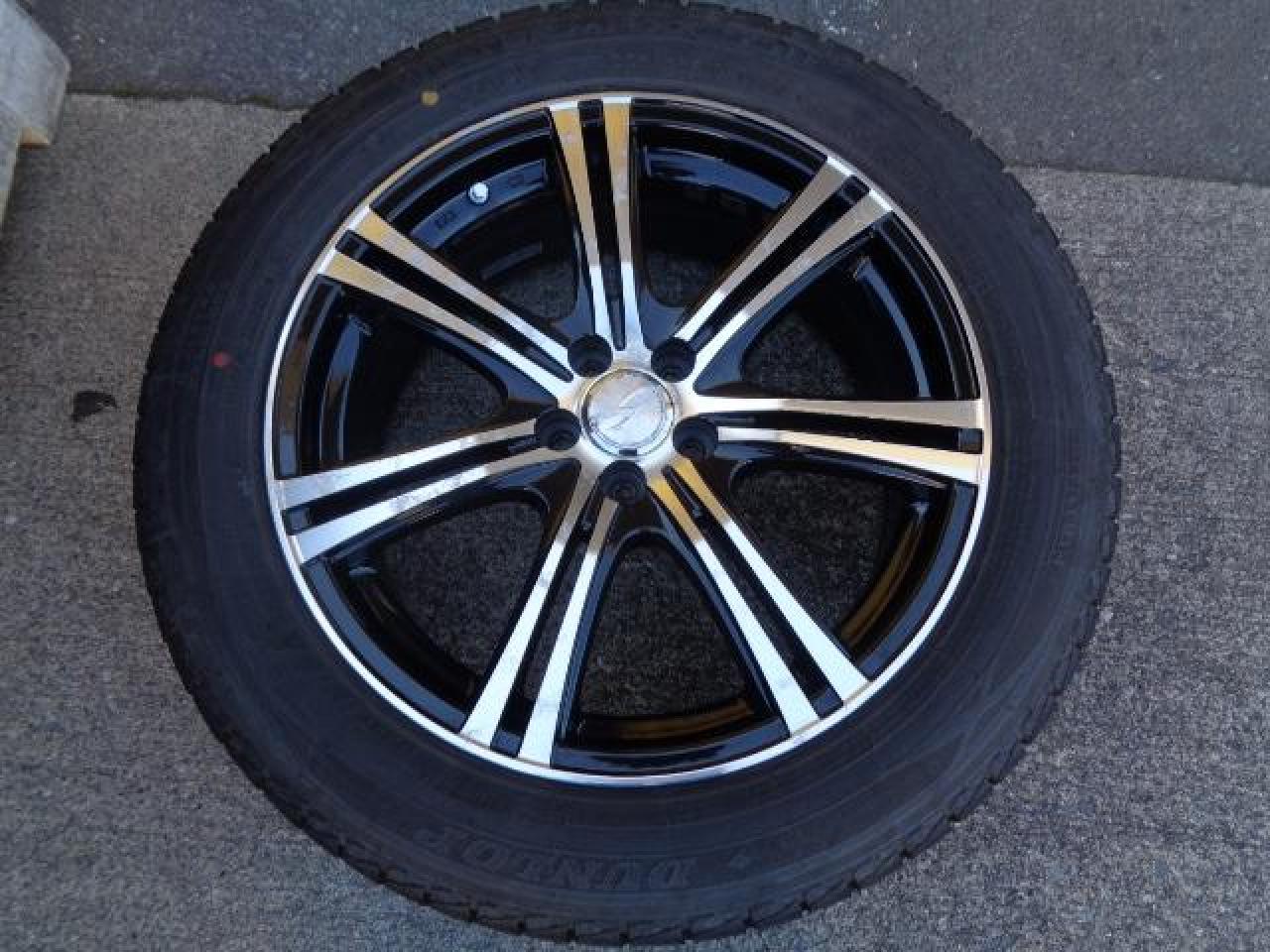 STRANGER + DUNLOP(ダンロップ) WINTERMAXX SJ8+ | カー用品 スタッドレスタイヤホイールセット 18インチ ...