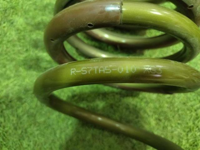 TEIN HIGH-TECH 4分割 80ヴォクシー | 中古品 | アップガレージ 群馬前橋店 | カー用品 足まわり サスを通販で購入する | 中古カー＆バイク用品の販売ならアップガレージ