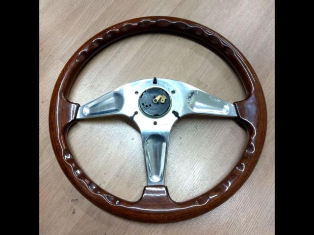 MOMO CERTO ウッドステアリング(X12106) | カー用品 インテリア ステアリングを通販で購入する | 中古カー＆バイク用品の ...