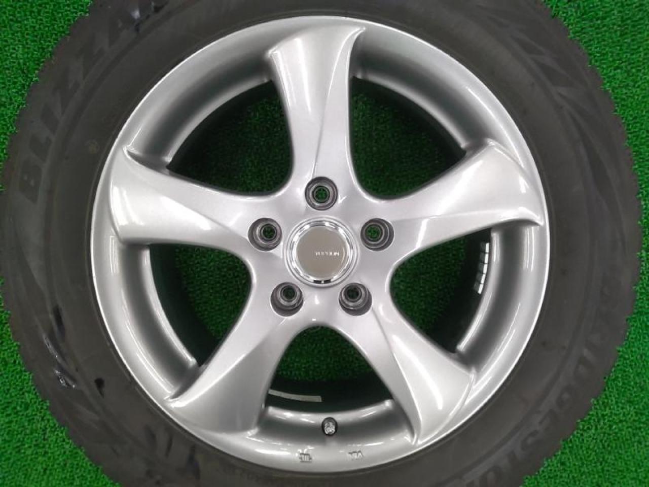 BRIDGESTONE TOPRUN RD5 + BRIDGESTONE BLIZZAK VRX2 | カー用品 スタッドレスタイヤホイールセット 16インチスタッドレスタイヤホイールセットを ...