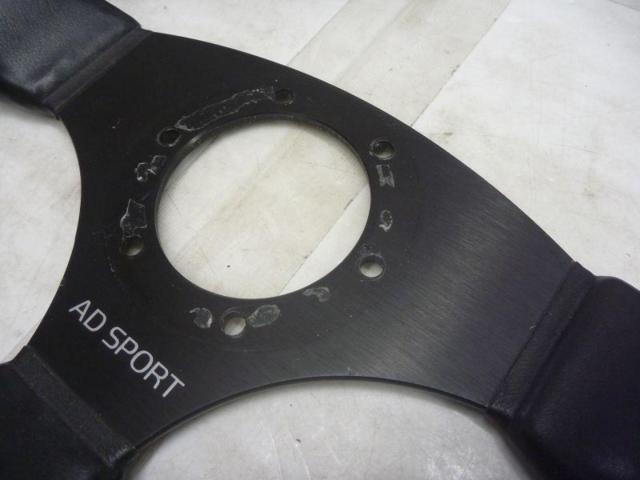 ATC AD SPORT レザーステアリング | カー用品 インテリア ステアリングを通販で購入する | 中古カー＆バイク用品の販売ならアップガレージ