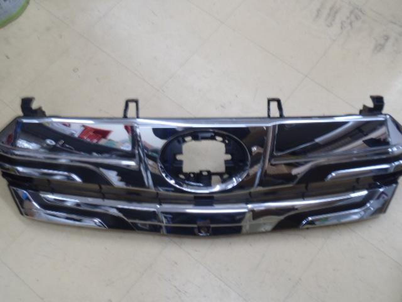 MODELLISTA フロントグリル 【40系 アルファード】品番:MSD20-58001 | 中古品 | アップガレージ 川越インター店 | カー用品 ボディパーツ グリルを通販で購入する ...