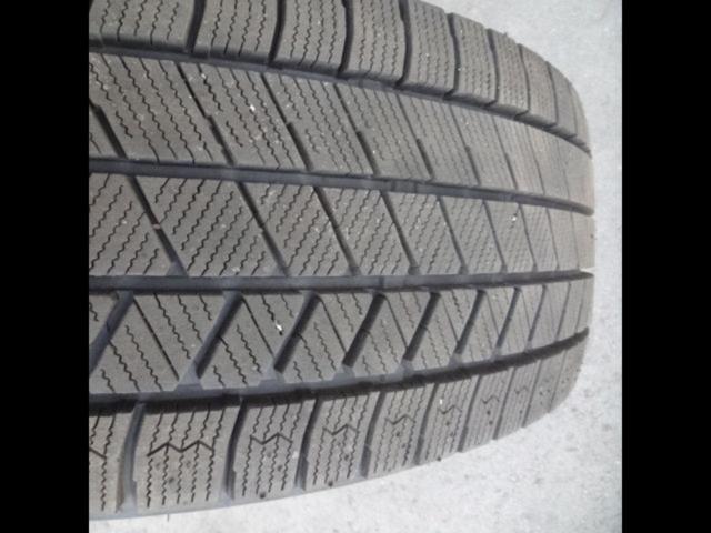 【H倉庫】 BRIDGESTONE BLIZZAK VRX3 | カー用品 スタッドレスタイヤ 16インチスタッドレスタイヤを通販で購入する | 中古カー＆バイク用品の販売ならアップガレージ