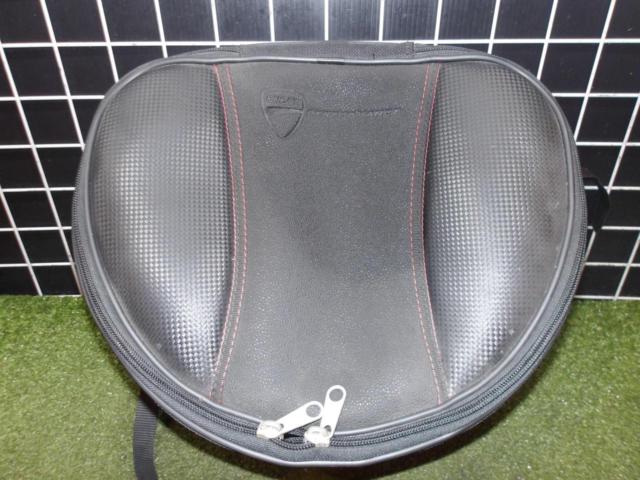 【Ducati】純正サイドバッグセット DIAVEL用モデル 18L 96780341B | バイク用品 ツーリング用品 バッグ(二輪)を通販 ...