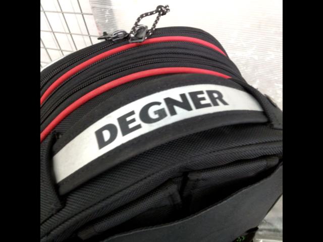 DEGNER マックス21L 容量可変式シートバッグ NB-151 | バイク用品 ツーリング用品 バッグ(二輪)を通販で購入する | 中古カー＆バイク用品の販売ならアップガレージ
