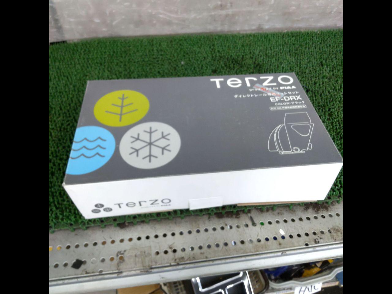 TERZO EF-DRX ダイレクトルーフレール専用フット | カー用品 キャリアを通販で購入する | 中古カー＆バイク用品の販売ならアップガレージ