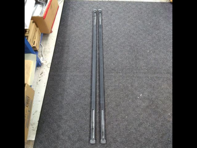 【THULE】853-2341-07 スクエアバー | カー用品 キャリア その他キャリアを通販で購入する | 中古カー＆バイク用品の販売なら ...